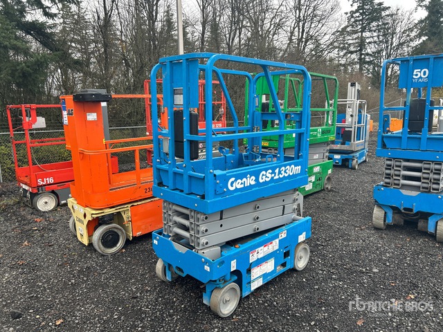 2019 Genie GS-1330m Electric Scissor Lift | Ritchie Bros. Auctioneers
