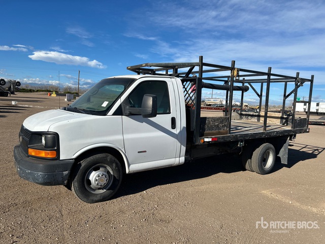 2012 Chevrolet 3500 4x2 Camion à Plateau | Ritchie Bros. Auctioneers
