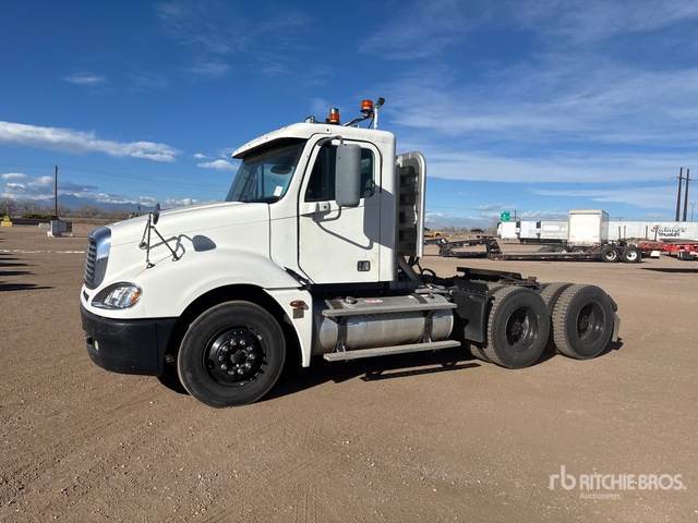 2005 Freightliner CL120 6x4 T/A Day Cab Truck Tractor | Ritchie Bros ...