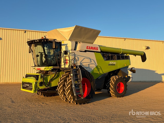 2020 Claas Lexion 8700 Combine Harvester | Ritchie Bros. Auctioneers