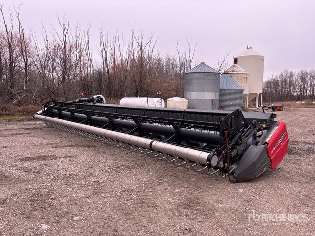 2010 Massey Ferguson 8200 35 ft Flex Combine Header | Ritchie Bros ...
