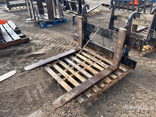 48 in Backhoe Forks - Fits Case 580 | Ritchie Bros. Auctioneers