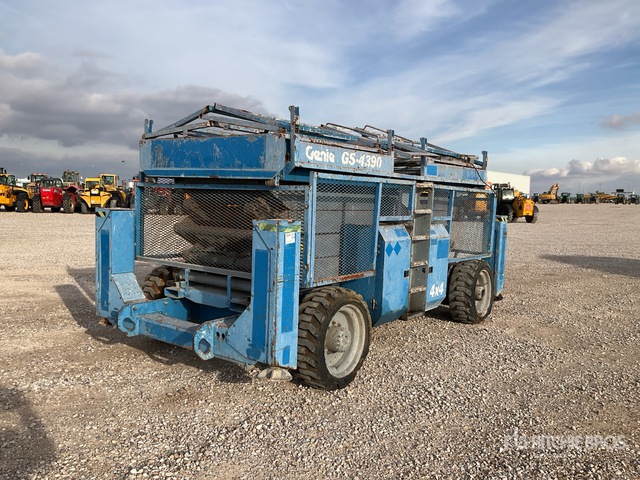 2001 Genie GS4390RT 4x4 Diesel Scissor Lift | Ritchie Bros. Auctioneers