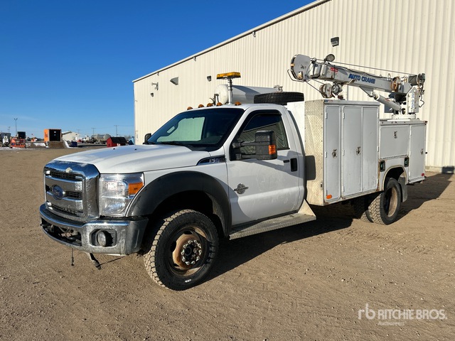 2012 Ford F 550 Man Lift 105 H 23 L