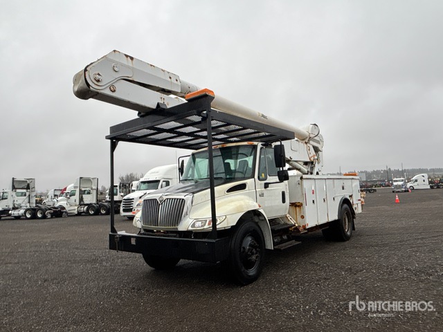 Altec AA755L 55 ft on 2005 International 4300 SBA 4x2 Bucket Truck ...