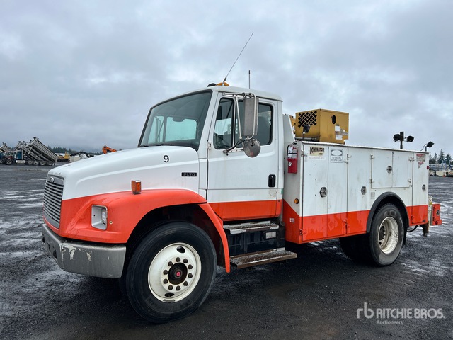 1997 Freightliner FL70 4x2 Camion de servicios | Ritchie Bros. Auctioneers
