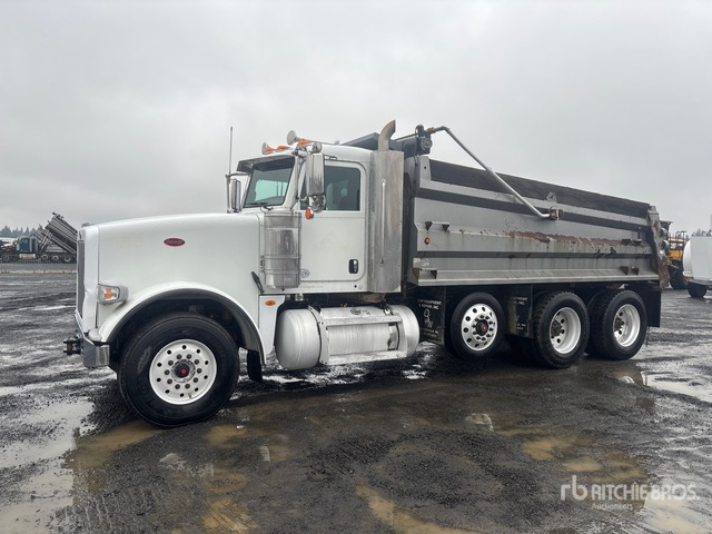 2016 Peterbilt 367 8x4 Tri/A Dump Truck | Ritchie Bros. Auctioneers