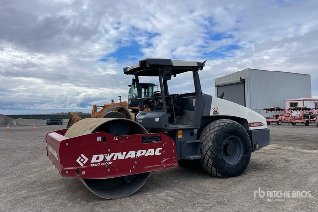 2022 Dynapac CA2500D Smooth Drum Compactor | Ritchie Bros. Auctioneers