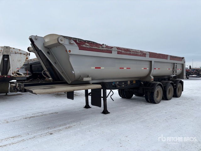 2012 Canuck 33 ft Tri/A End Dump Trailer | Ritchie Bros. Auctioneers