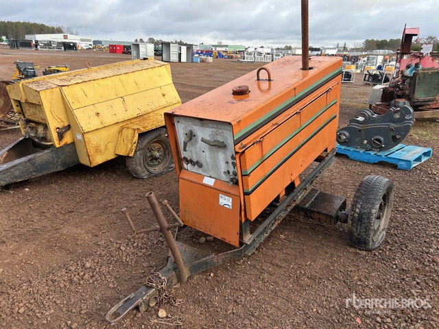 Acklands Big AG300 300 A Mobile Engine Driven Welder | Ritchie Bros ...