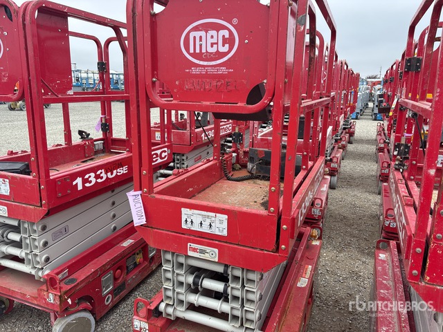 MEC 1330 Electric Scissor Lift | Ritchie Bros. Auctioneers