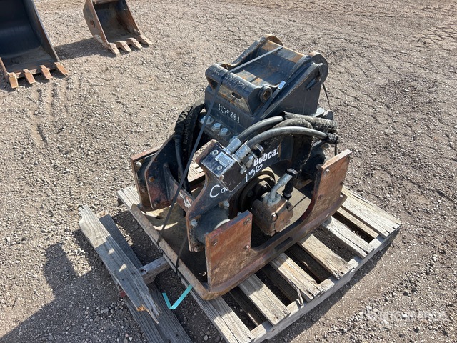 Bobcat PCF64 24 in Plate Compactor Attachment | Ritchie Bros. Auctioneers