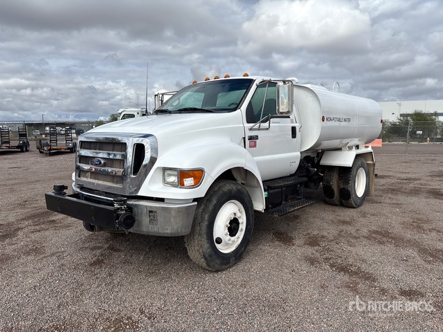 2005 Ford F 750 Tanker