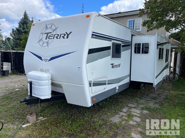 2007 Terry Camper 280FQS 30 ft T/A Travel Trailer | Ritchie Bros ...