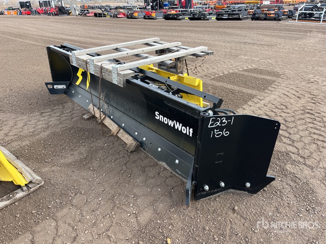 Snow Wolf QuattroPlow QPXT-138 138 in Auto Wing Angle Plow | Ritchie ...