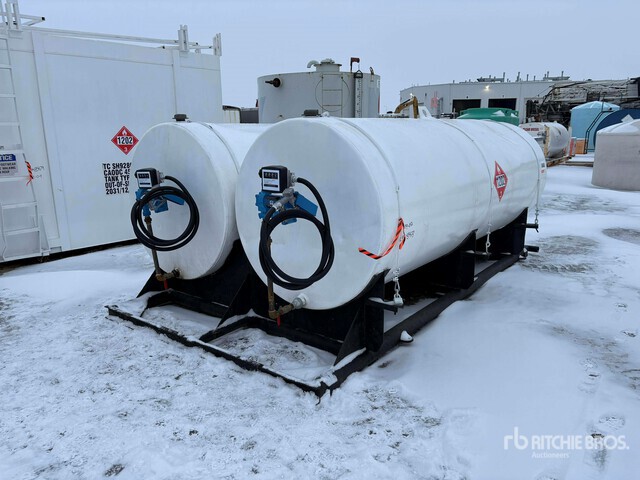 8800 L Skid Mounted Steel Dual Fuel Tank | Ritchie Bros. Auctioneers