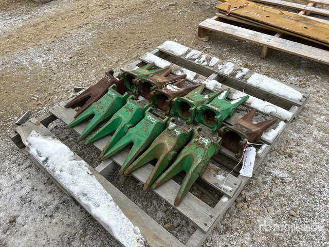Quantity of (12) Frost Teeth - Fits Accurate Digging Bucket | Ritchie ...