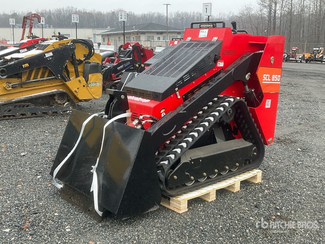Mini Compact Track Loader | Ritchie Bros. Auctioneers