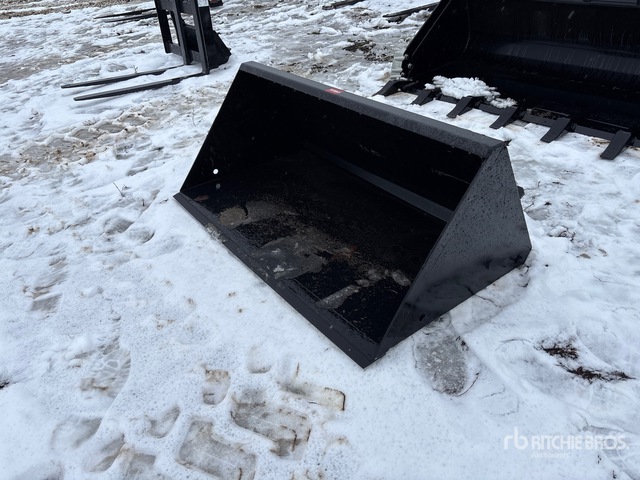 2022 Toro 22410 47 in Mini Skid Steer Bucket - Fits Toro Dingo (Unused ...