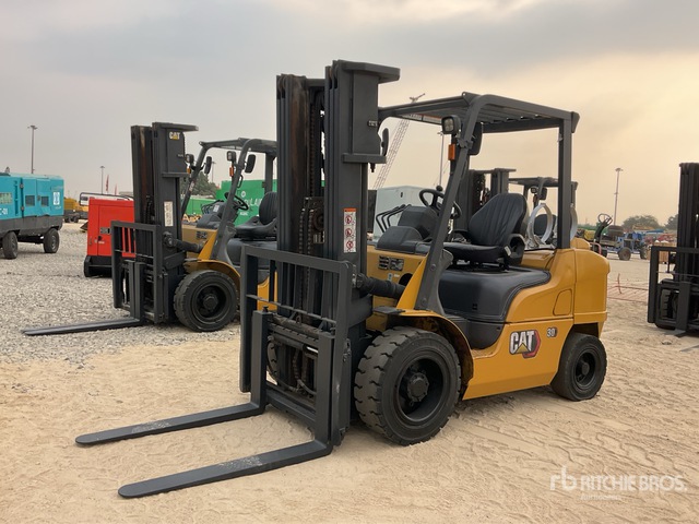 2021 Cat GP30NT 3 ton Forklift | Ritchie Bros. Auctioneers