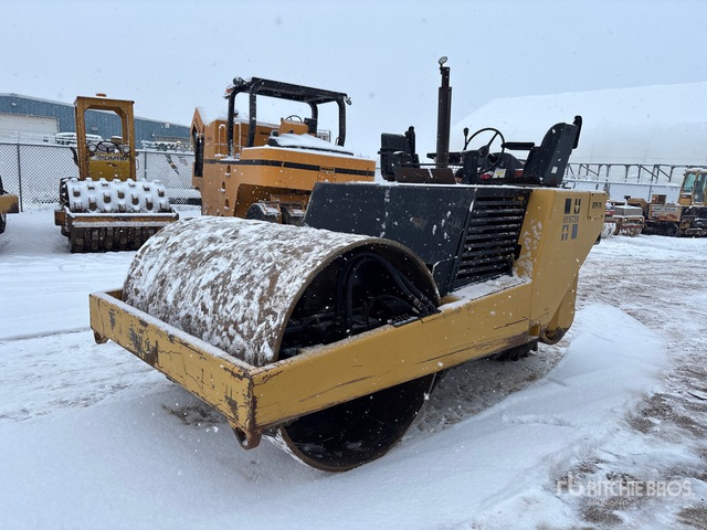Hyster C615B Smooth Drum Compactor | Ritchie Bros. Auctioneers
