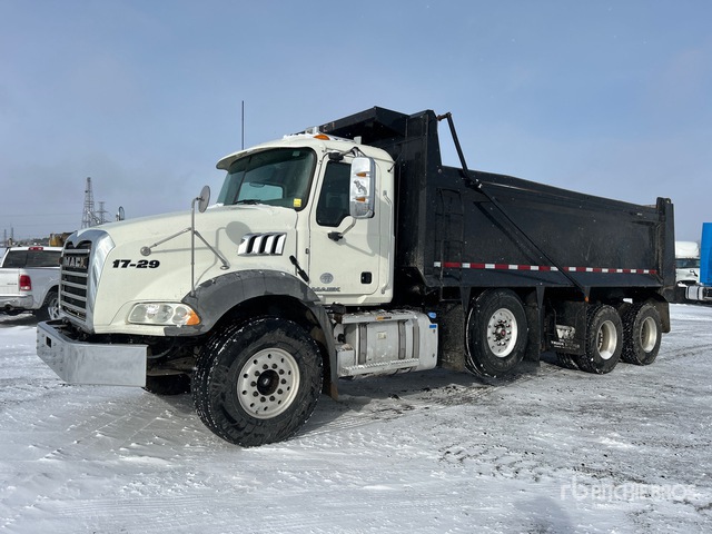2017 Mack GU813 8x4 Tipper Truck | Ritchie Bros. Auctioneers