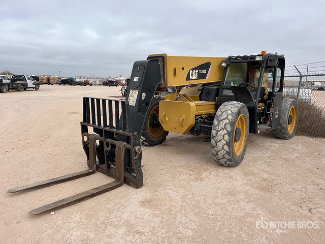 2015 Cat TL943C Telehandler | Ritchie Bros. Auctioneers