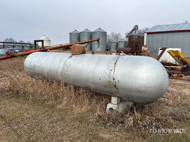 1968 James United Steel HH1400 1000 gal Steel Propane Tank | Ritchie ...