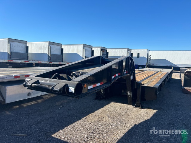 2013 ITI Tri/A Lowboy Oilfield Trailer | Ritchie Bros. Auctioneers