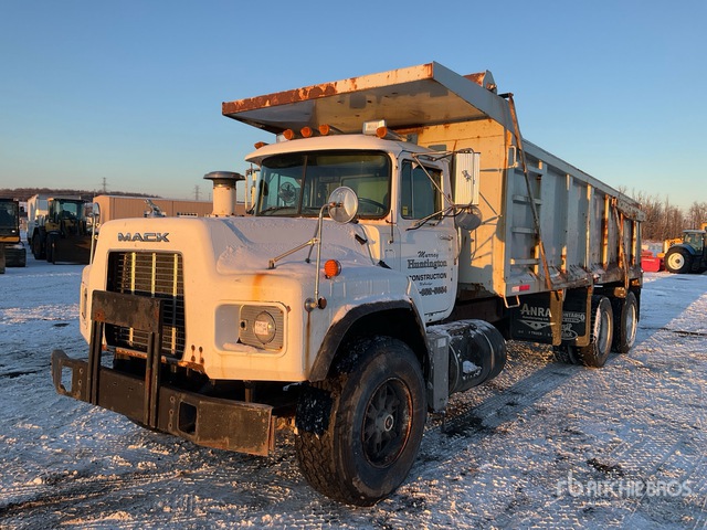 1998 Mack RB688S 6x4 T/A Dump Truck | Ritchie Bros. Auctioneers