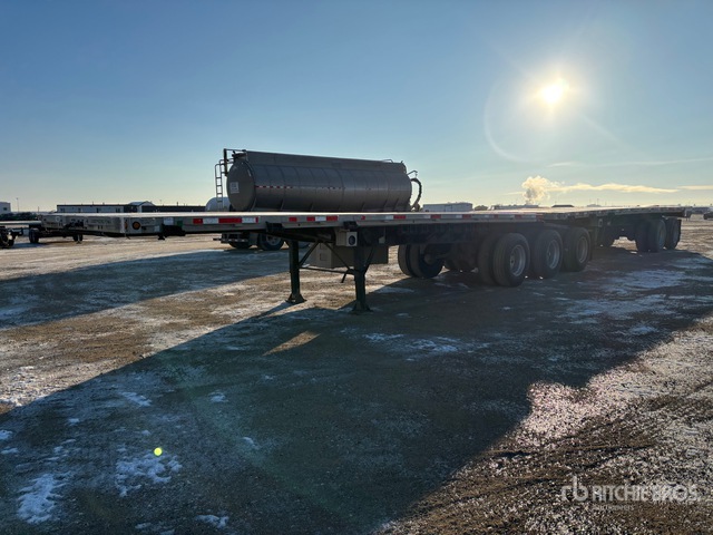 2010 Lode King 32 ft Super B-Train Lead Flatbed Trailer | Ritchie Bros ...
