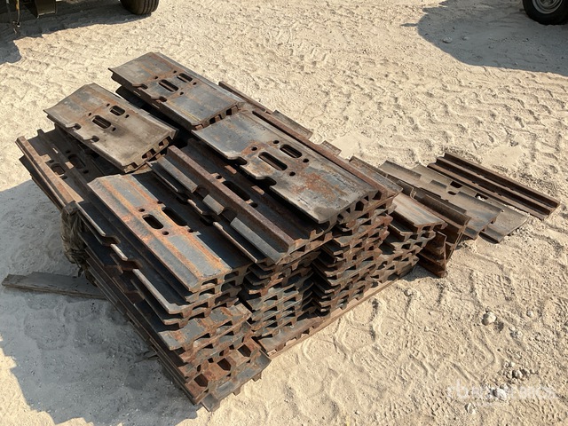 Quantity of 600 mm TBG Steel Track Pads | Ritchie Bros. Auctioneers