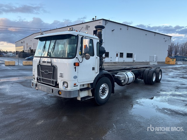 2016 Autocar ACX Xpeditor 6x4 Cab and Chassis | Ritchie Bros. Auctioneers
