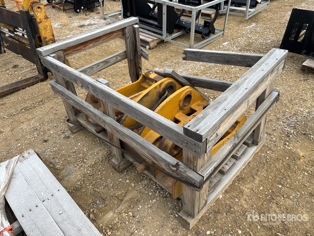 Cat Fusion Wheel Loader Quick Coupler | Ritchie Bros. Auctioneers
