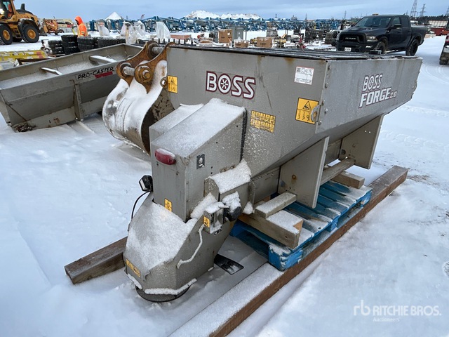 Boss Forge 2.0 Cubic Yard Épandeur de sel | Ritchie Bros. Auctioneers