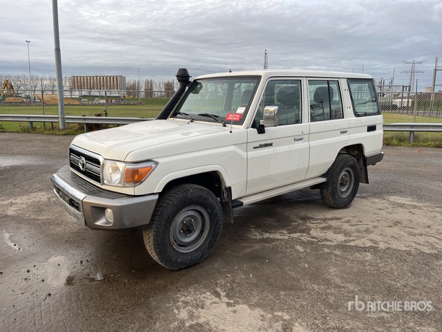 2020 Toyota Land Cruiser HZJ76L-RKMRS 4WD SUV | Ritchie Bros. Auctioneers
