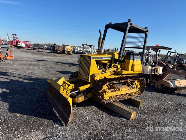 Komatsu D20A Crawler Dozer (Inoperable) | Ritchie Bros. Auctioneers