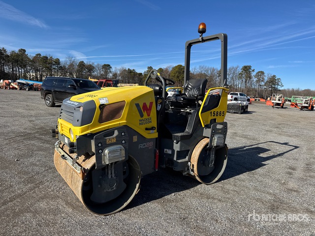 2022 Wacker Neuson RD28-120 Double Drum Roller | Ritchie Bros. Auctioneers