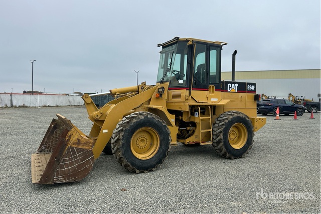 1999 Cat 924F Wheel Loader | Ritchie Bros. Auctioneers