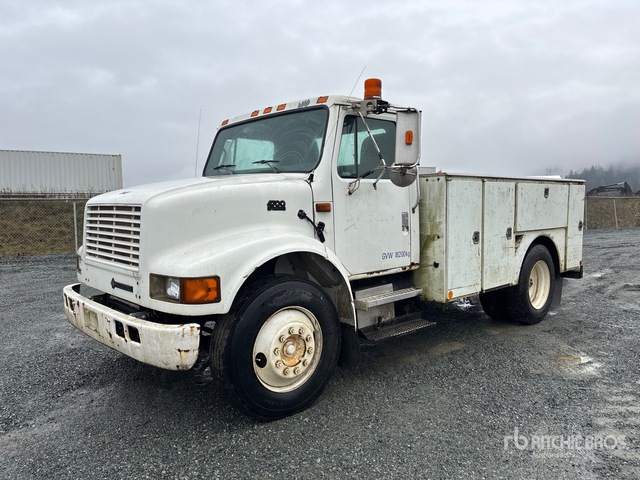 1995 International 4700 4x2 Utility Truck | Ritchie Bros. Auctioneers