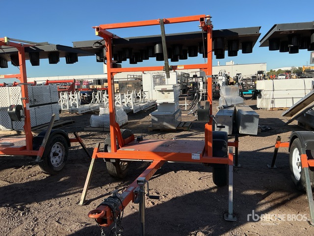 2020 Wanco WTSP Solar Arrow Board | Ritchie Bros. Auctioneers