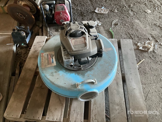 WaterMaster Floating Water Pump | Ritchie Bros. Auctioneers