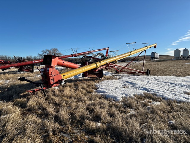 Westfield 13 in x 71 ft Swing Grain Auger (Inoperable) | Ritchie Bros ...