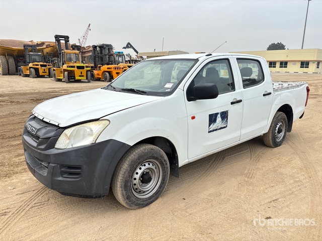 2015 Isuzu D-Max 4x2 Crew Cab Pickup | Ritchie Bros. Auctioneers