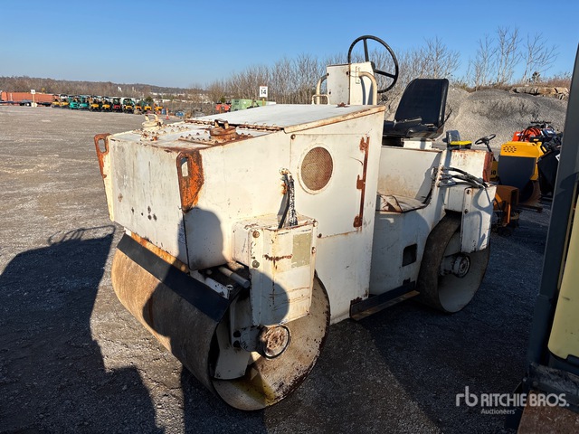 1989 Ingersoll Rand DD-25 Double Drum Roller | Ritchie Bros. Auctioneers