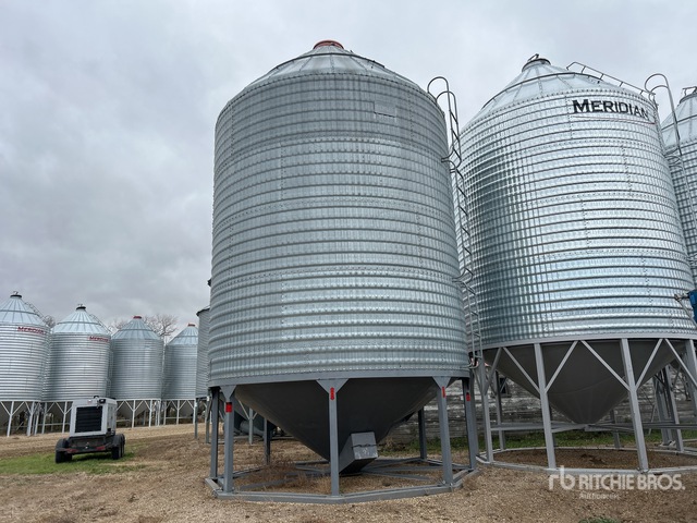 3500 bu 4 Ring Hopper Grain Bin | Ritchie Bros. Auctioneers