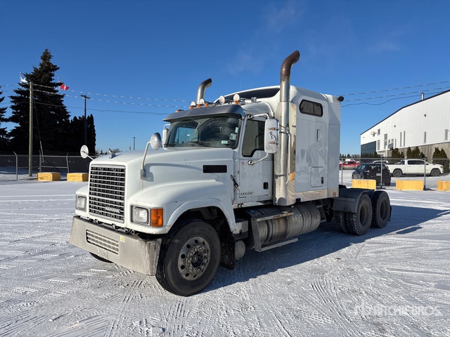 2017 Mack CHU613 6x4 T/A Sleeper Truck Tractor | Ritchie Bros. Auctioneers
