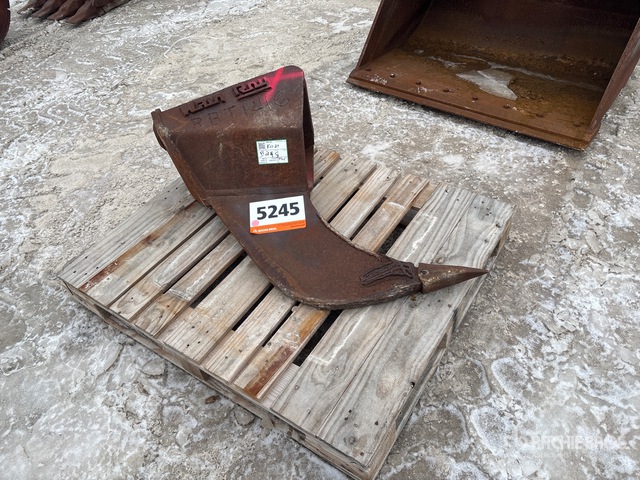 Wain-Roy Excavator Ripper | Ritchie Bros. Auctioneers