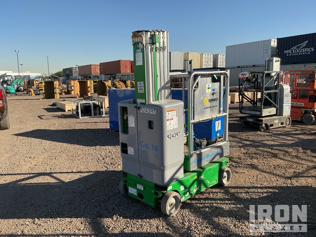 2016 Genie GR-20 Vertical Mast Lift in Phoenix, Arizona, United States ...