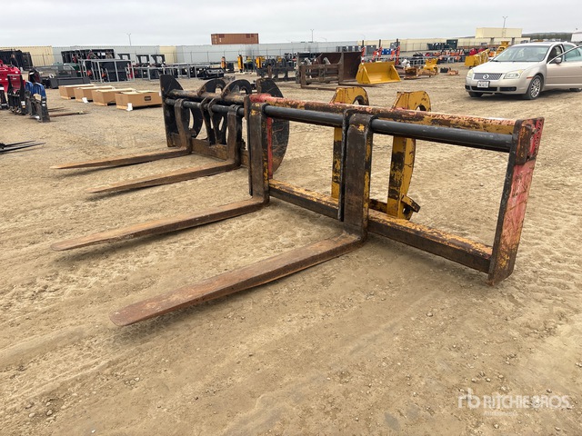 Cat 72 in Wheel Loader Forks - Fits CAT 950 | Ritchie Bros. Auctioneers